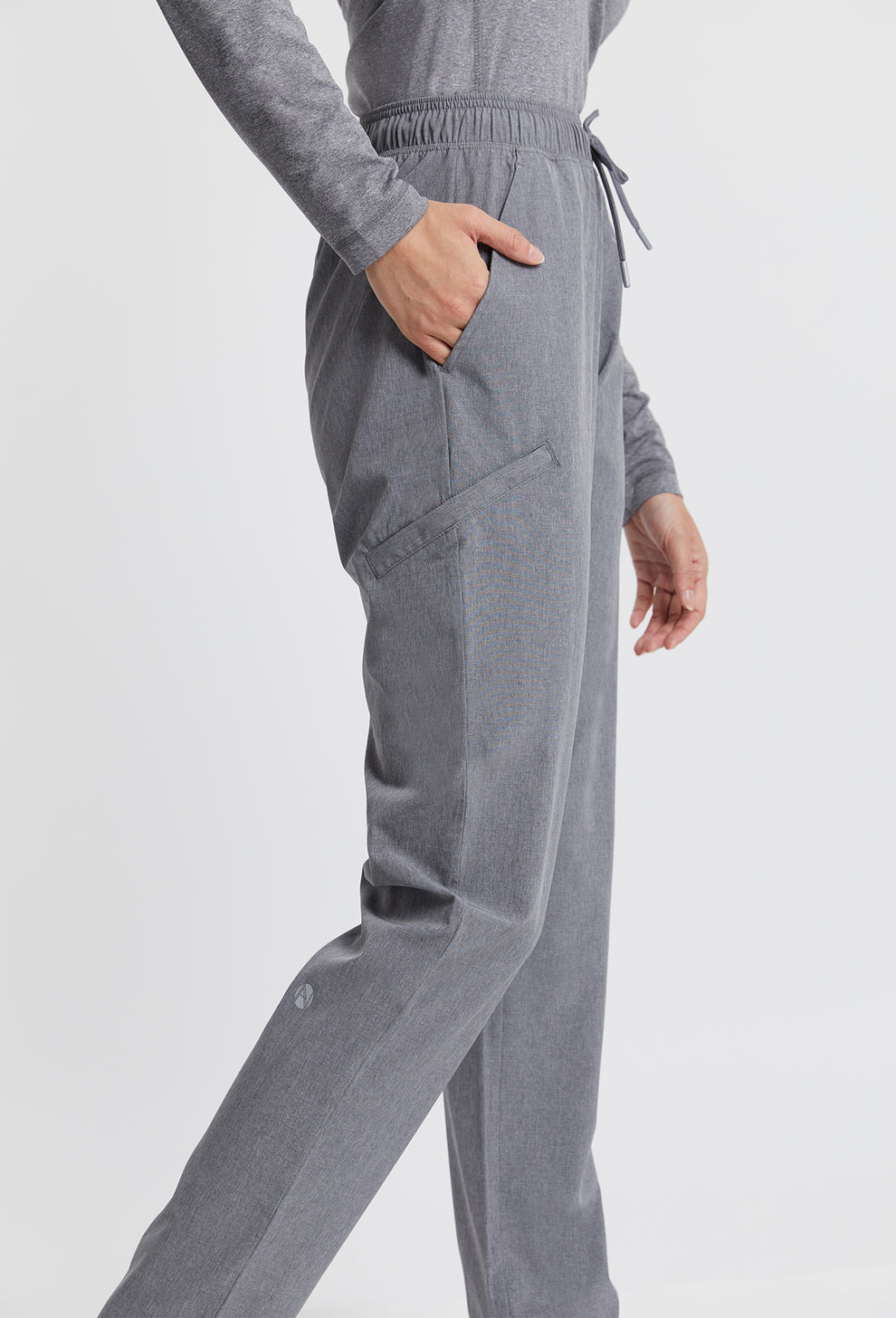 Clara Multi-Pocket Scrub Pant – Noel Asmar Uniforms