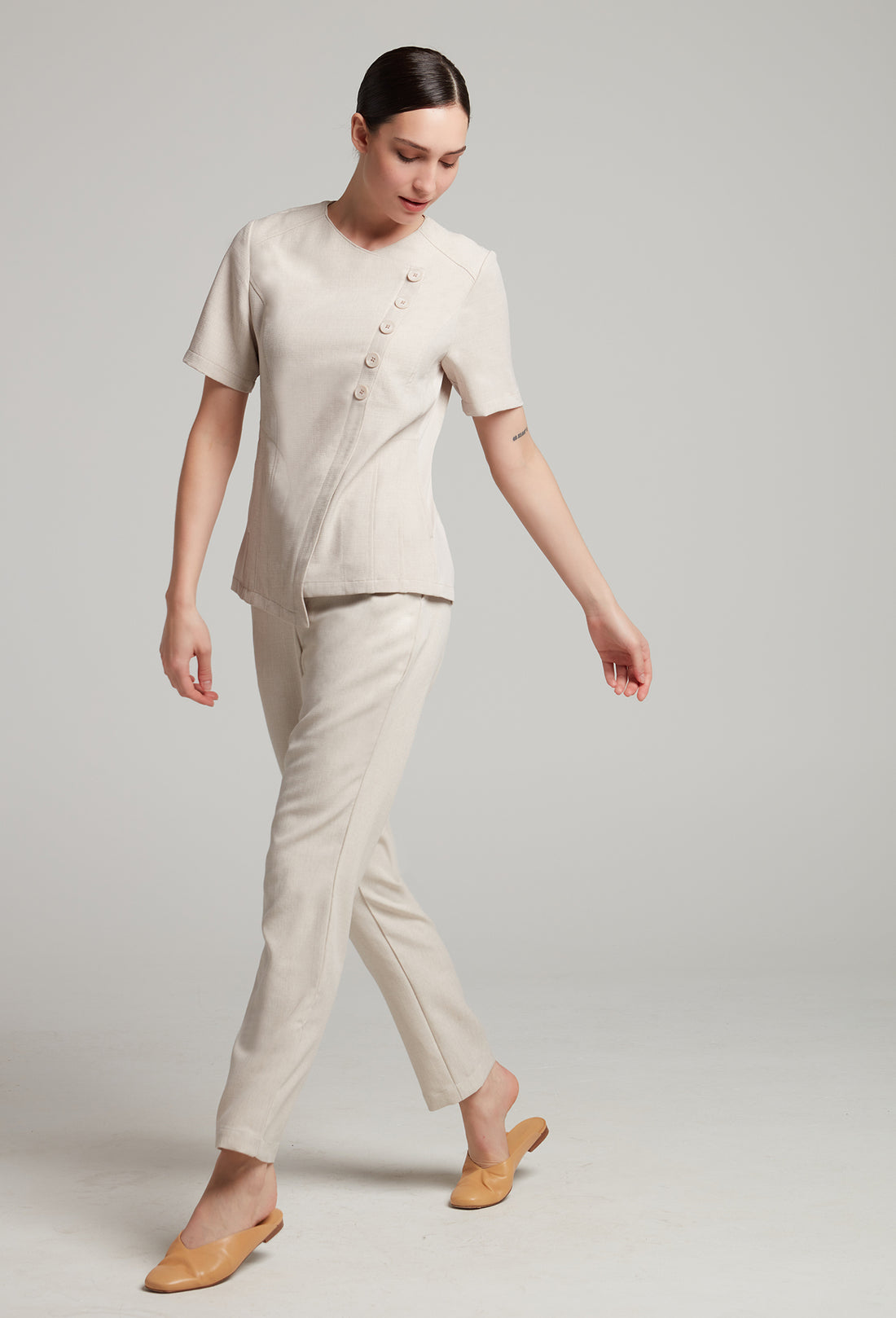 Faux Linen Valencia Tunic – Noel Asmar Uniforms